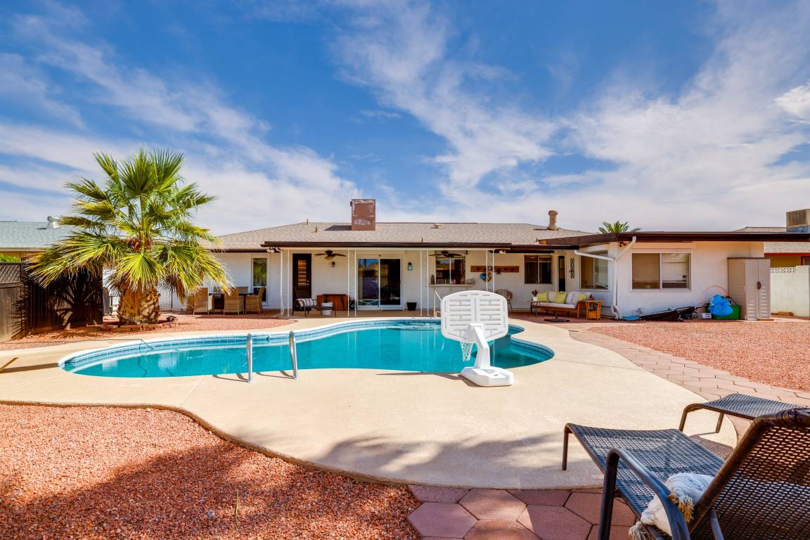 127 M² House ∙ 3 Bedrooms ∙ 6 Guests - Sun City, AZ