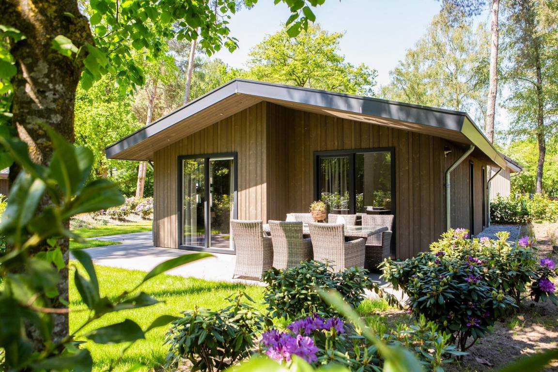 60 M² Bungalow ∙ 2 Schlafzimmer ∙ 4 Gäste - Oirschot