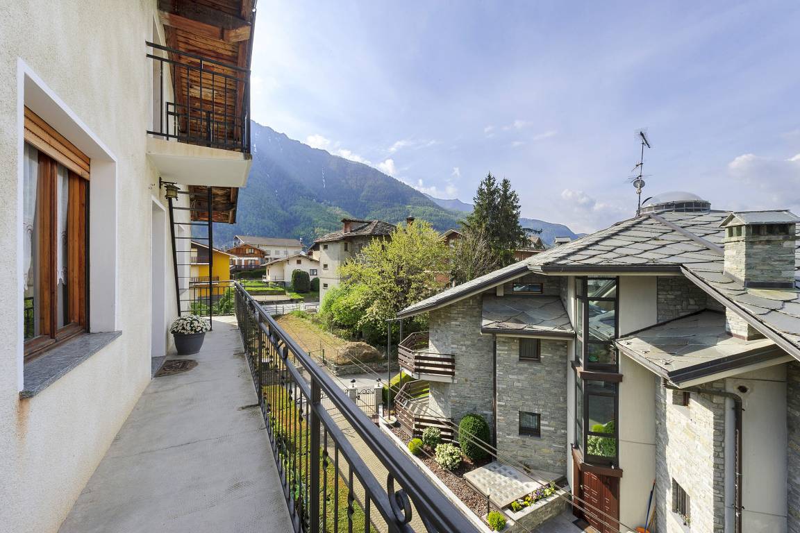65 M² Appartement ∙ 2 Chambres ∙ 5 Personnes - Gressoney-Saint-Jean