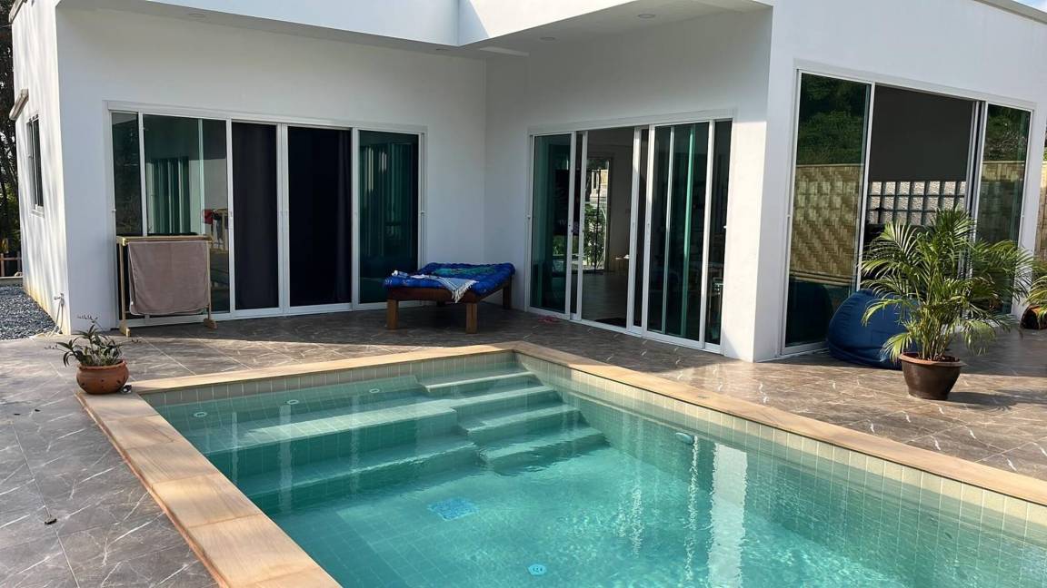 150 M² Villa ∙ 2 Bedrooms ∙ 4 Guests - Ao Nang