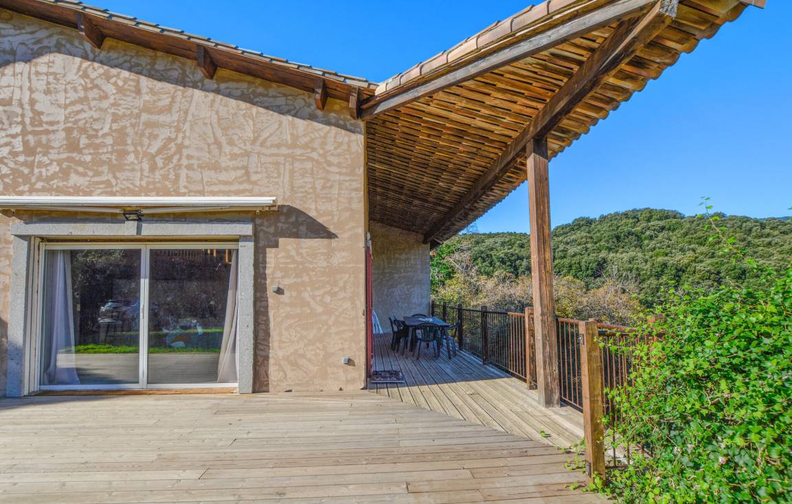241 M² Maison De Vacances ∙ 4 Chambres ∙ 10 Personnes - Corse-du-Sud