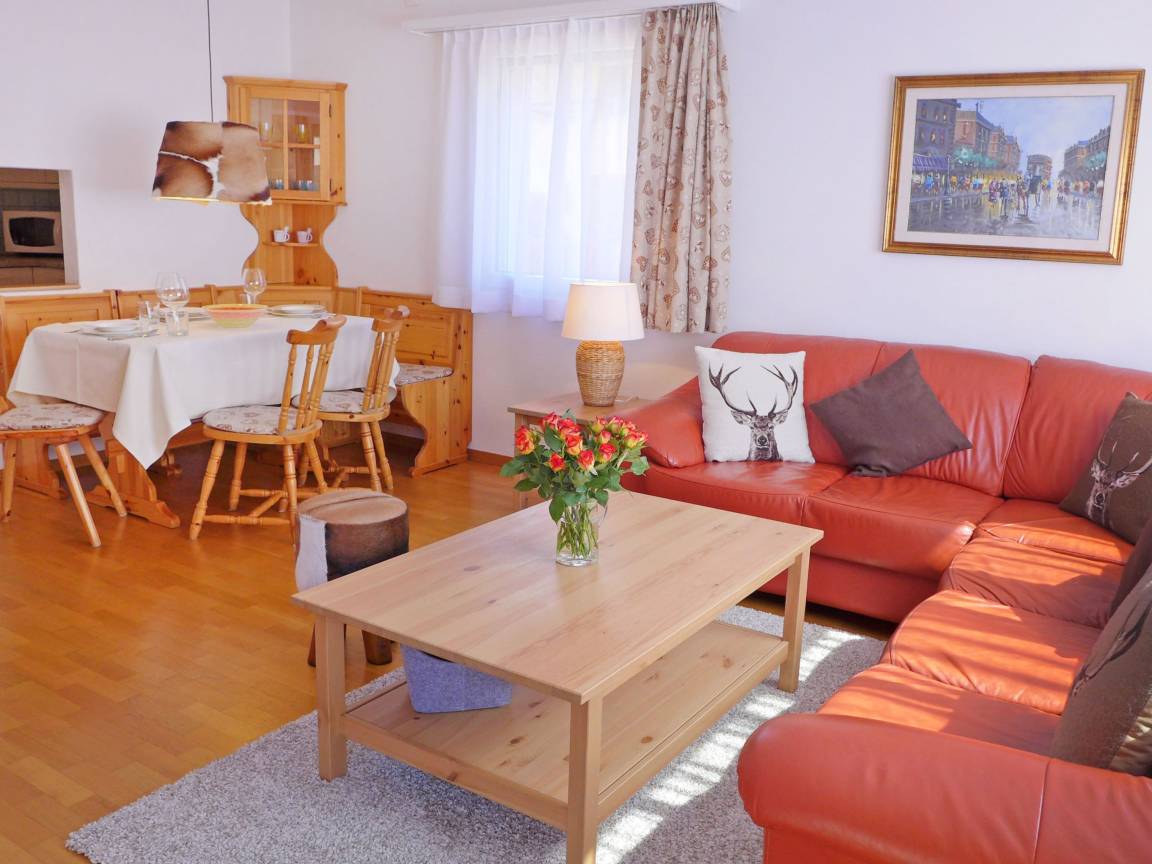 70 M² Apartment ∙ 2 Bedrooms ∙ 4 Guests - Saint Moritz