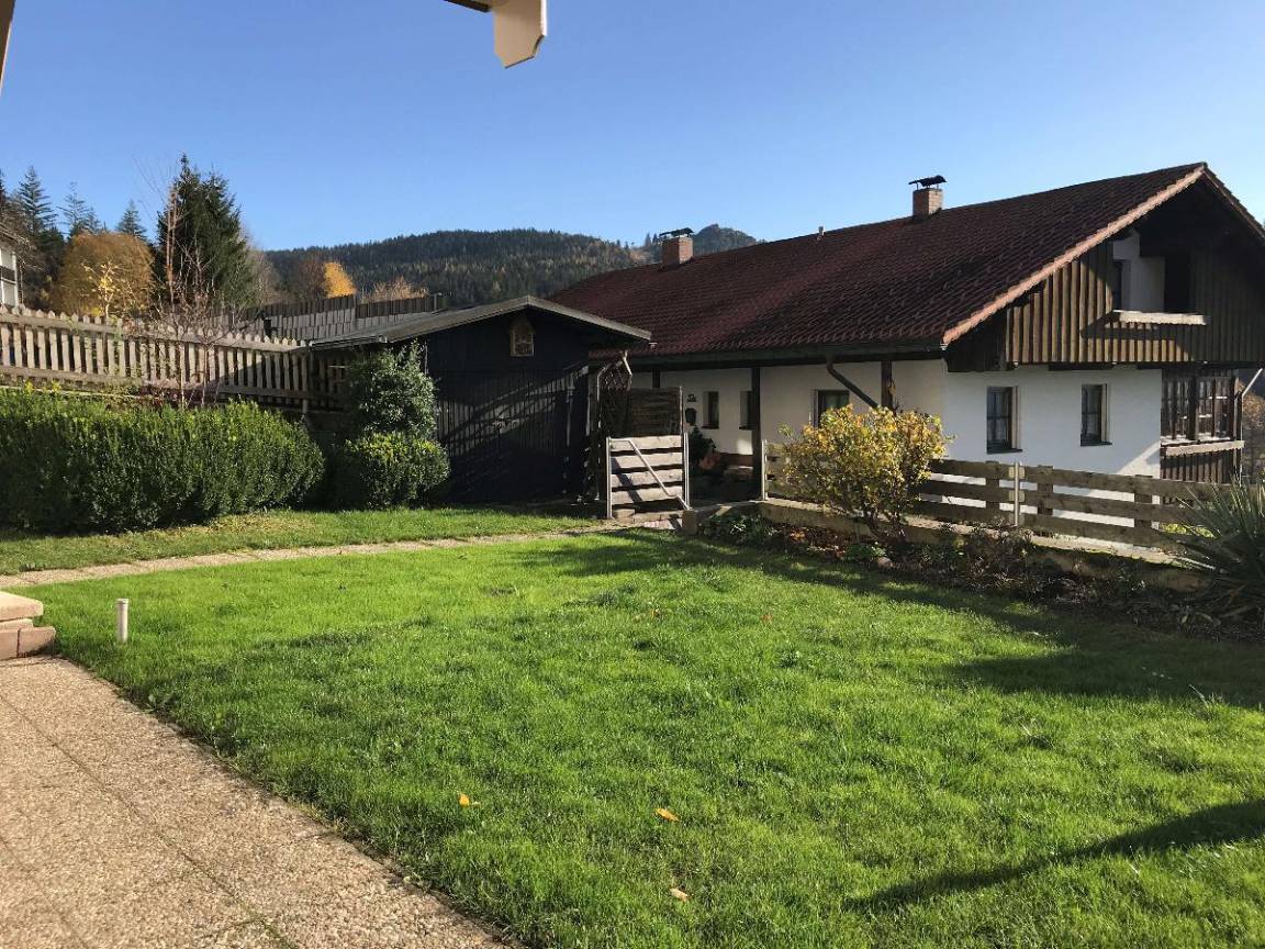 46 M² Ferienwohnung ∙ 1 Schlafzimmer ∙ 2 Gäste - Bodenmais