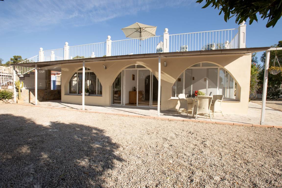 70 M² Apartamento ∙ 1 Habitación ∙ 4 Huéspedes - Jijona