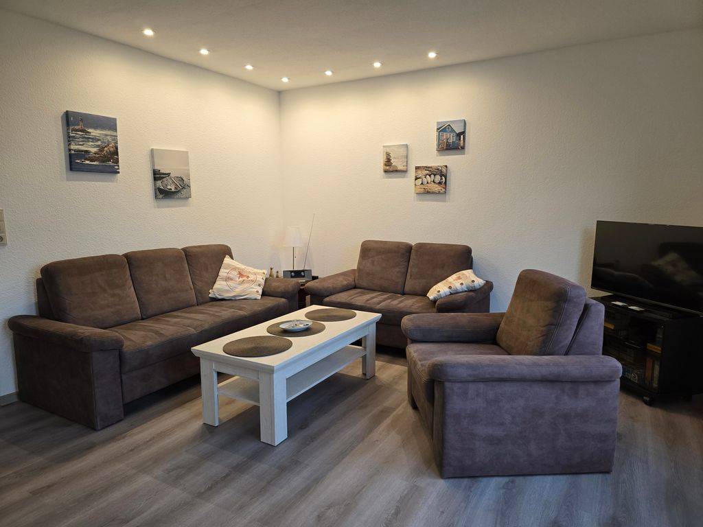 80 M² Ferienhaus ∙ 2 Schlafzimmer ∙ 4 Gäste - Wilhelmshaven