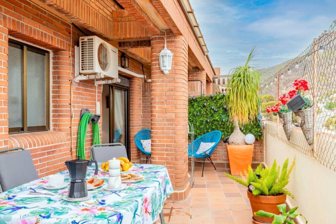 81 M² Appartement ∙ 3 Chambres ∙ 6 Personnes - Calp