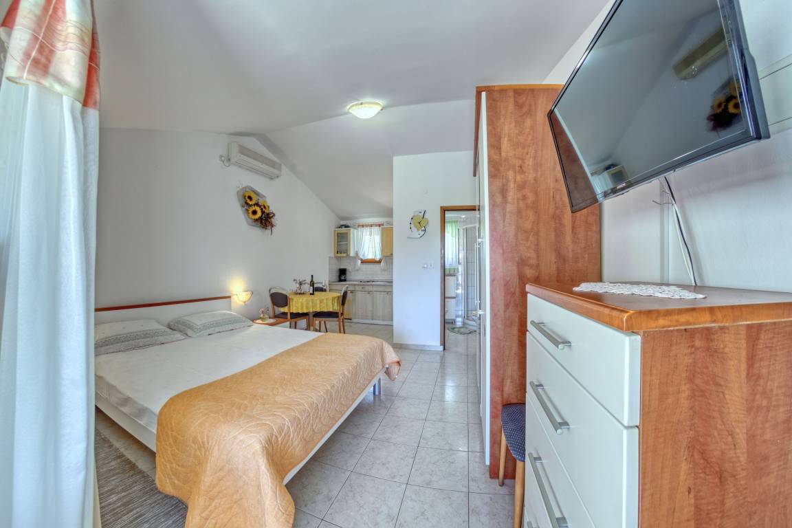 26 M² Ferienhaus ∙ 2 Gäste - Pješčana Uvala