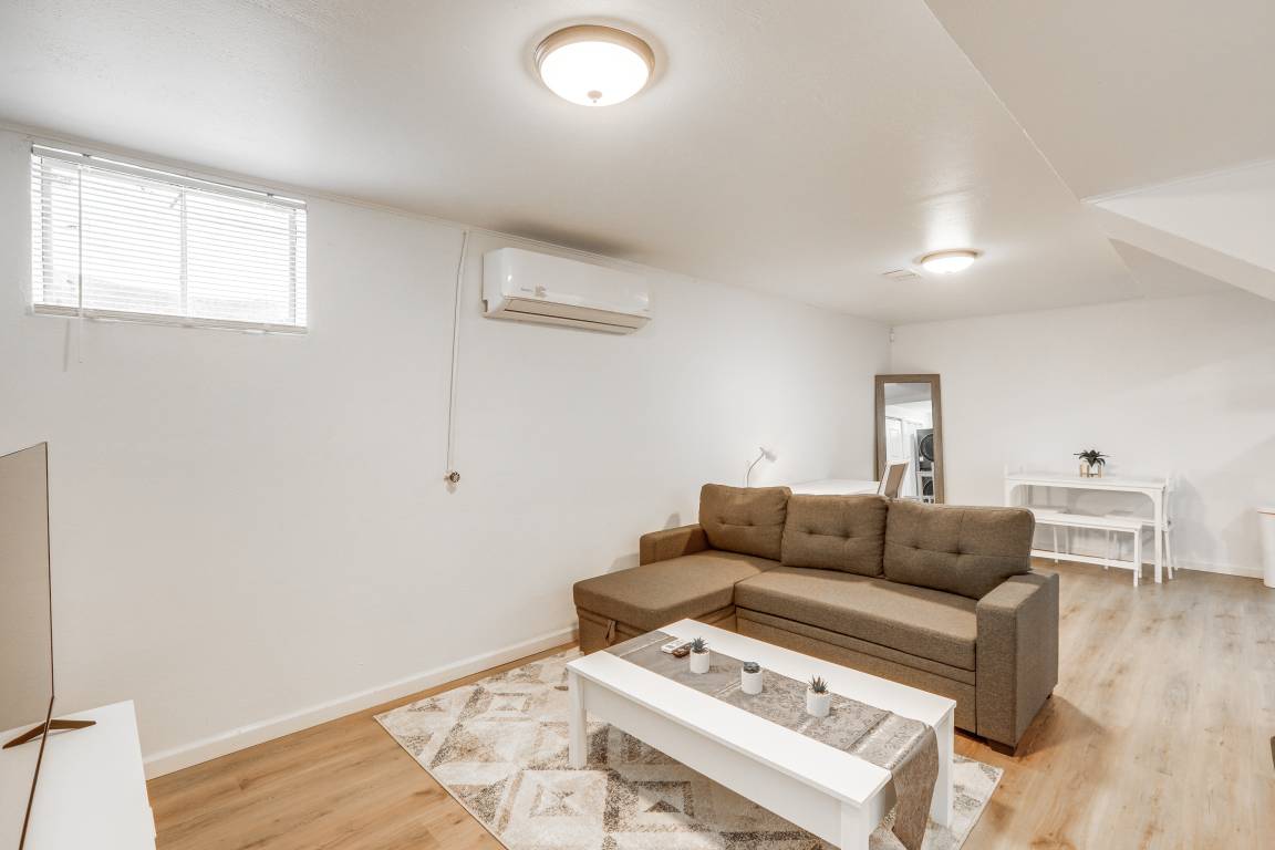 74 M² Apartment ∙ 2 Bedrooms ∙ 5 Guests - Westminster, CO