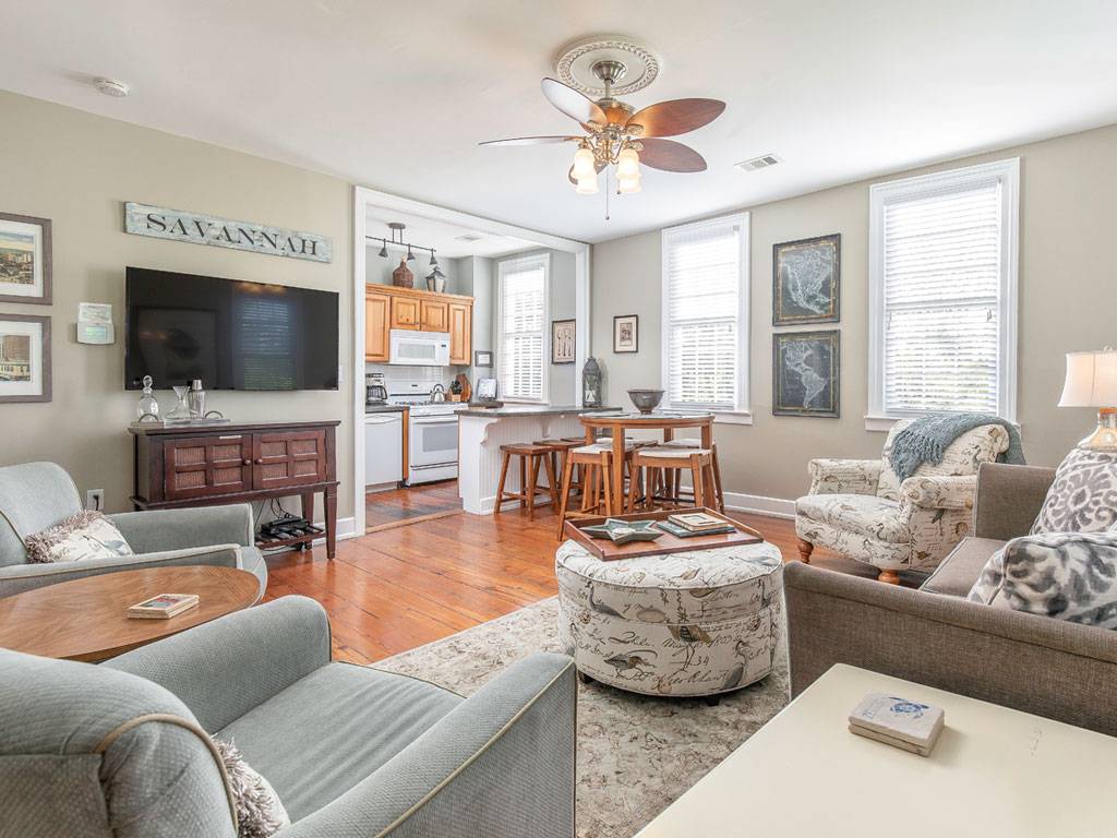 163 M² Condo ∙ 3 Bedrooms ∙ 6 Guests - Savannah, GA