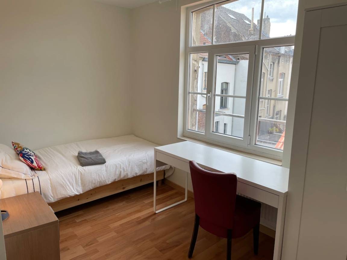50 M² Private Room ∙ 1 Bedroom ∙ 1 Guest - Brussels