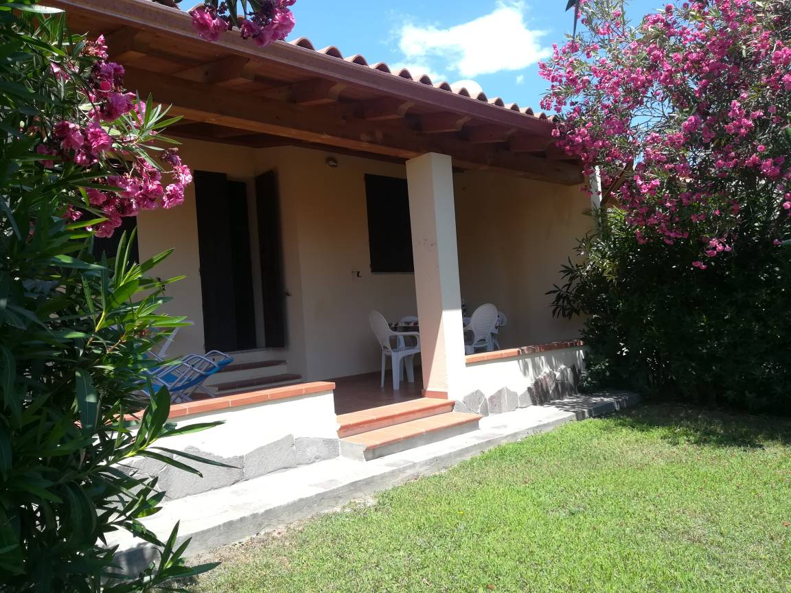 60 M² Villa ∙ 2 Bedrooms ∙ 6 Guests - Castiadas