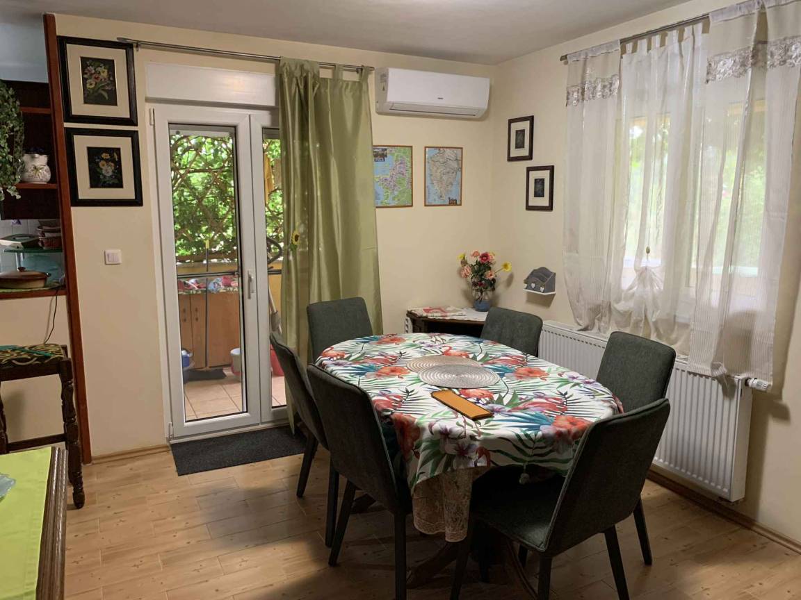 83 M² Ferienwohnung ∙ 2 Schlafzimmer ∙ 6 Gäste - Ližnjan