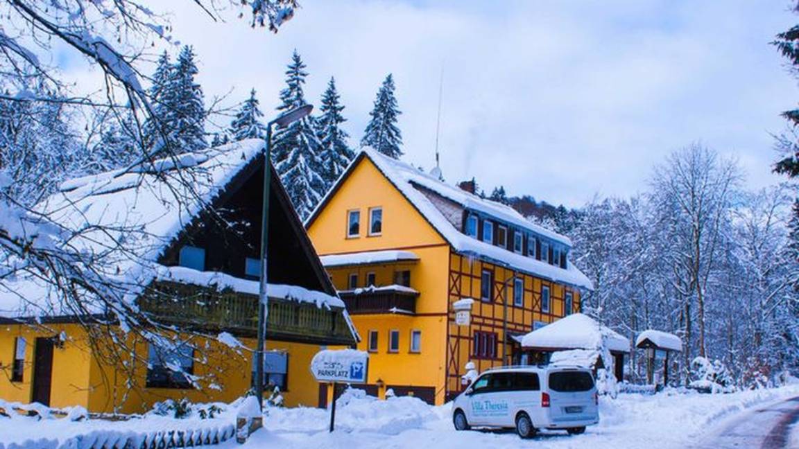 700 M² Casa Vacanza ∙ 17 Camere Da Letto ∙ 45 Ospiti - Bad Sachsa