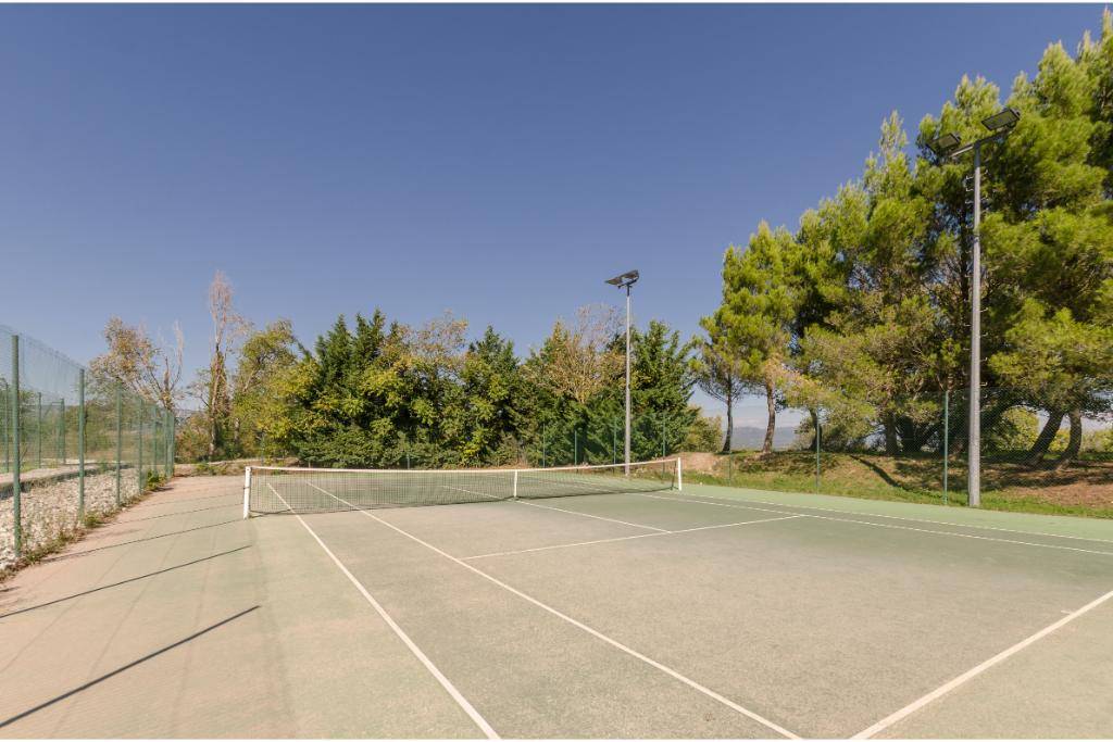 67 M² Chalet ∙ 2 Chambres ∙ 8 Personnes - Lambesc