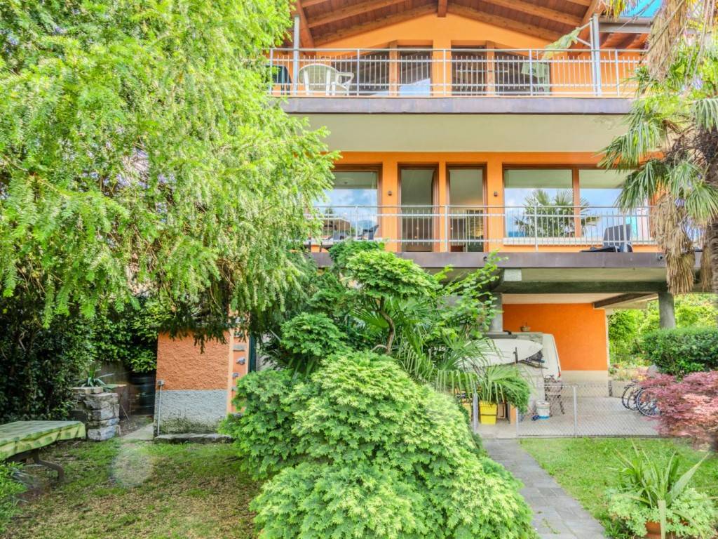 100 M² Apartment ∙ 4 Guests - Bellano