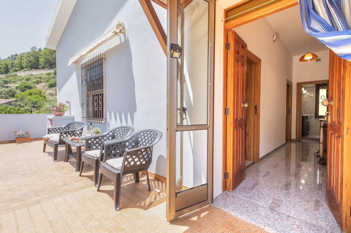 80 M² Huis ∙ 1 Slaapkamer ∙ 4 Gasten - Sassari