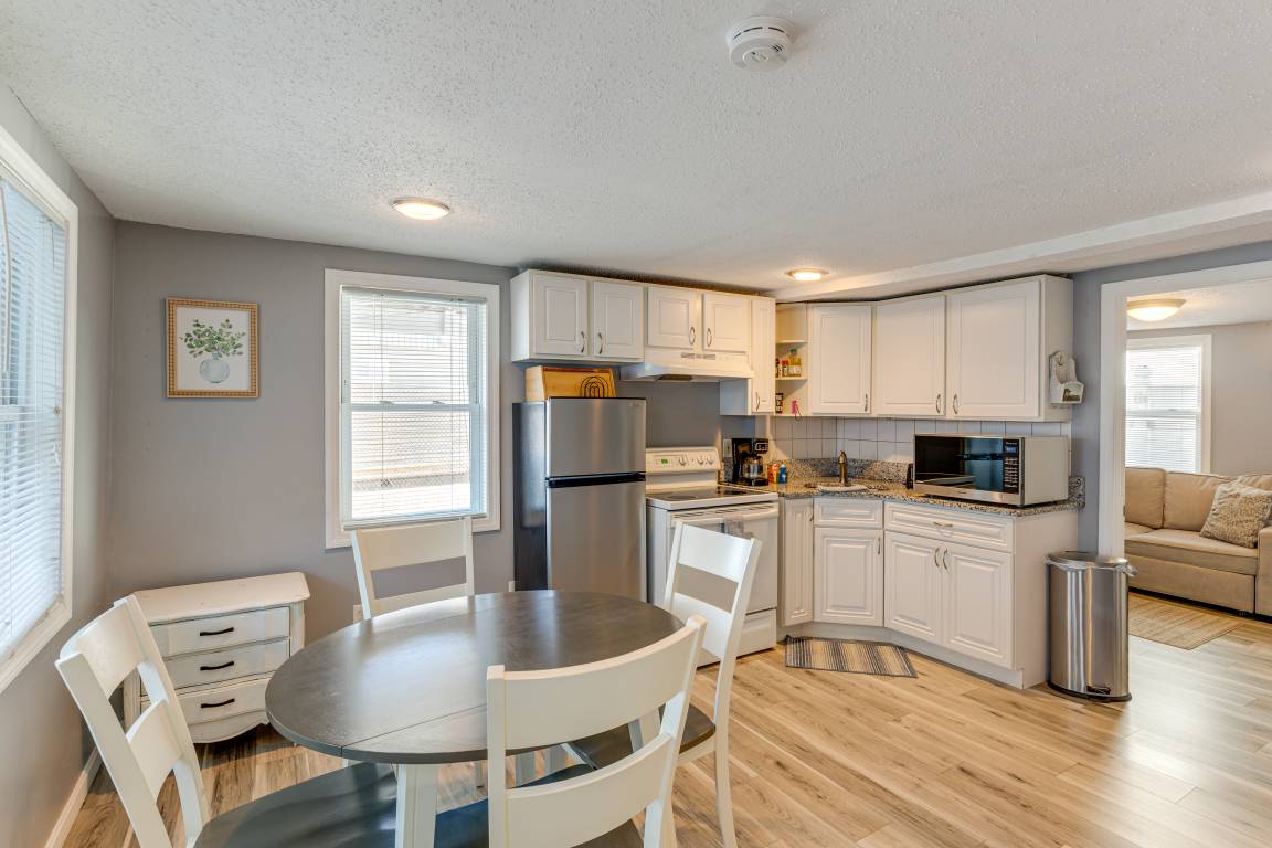 44 M² Apartment ∙ 2 Bedrooms ∙ 4 Guests - Seabrook, NH