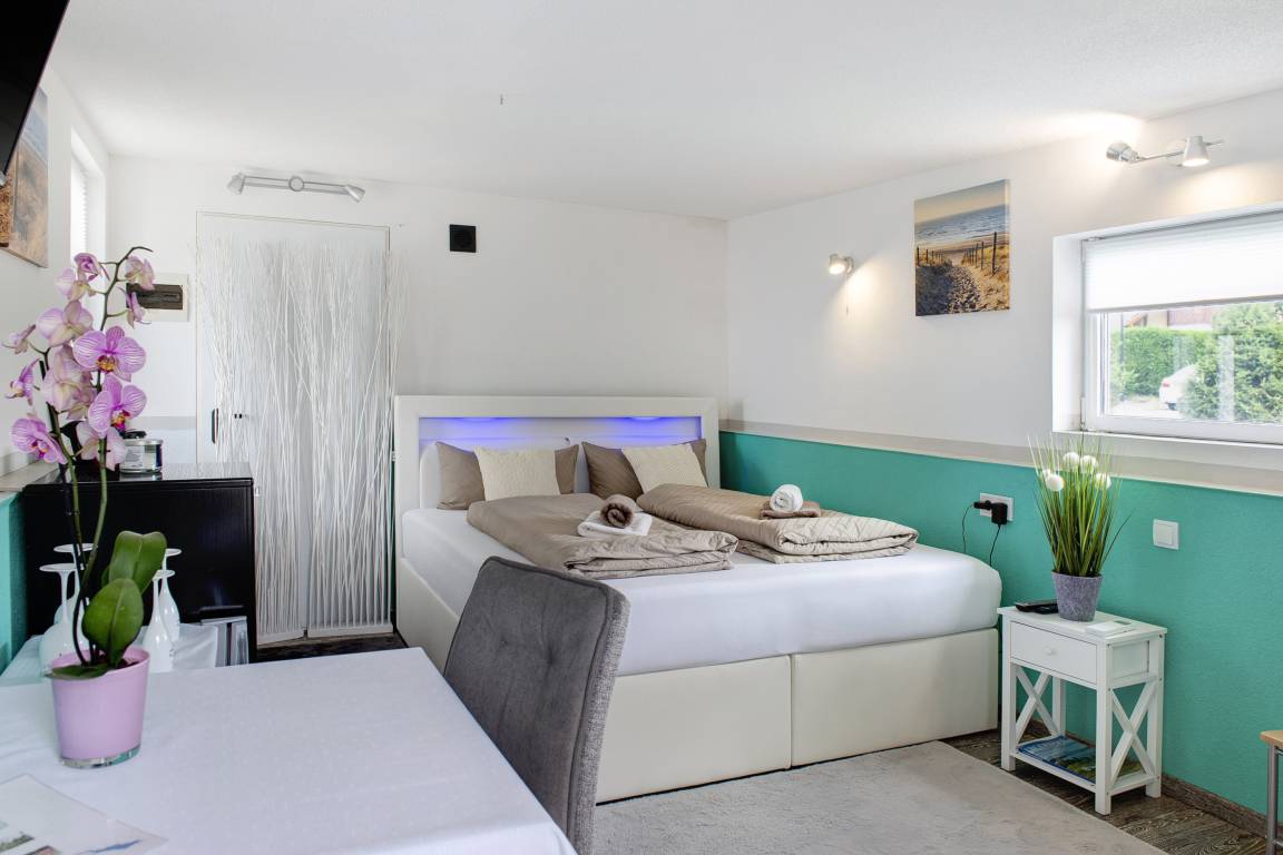33 M² Ferienwohnung ∙ 1 Schlafzimmer ∙ 2 Gäste - Pfullendorf