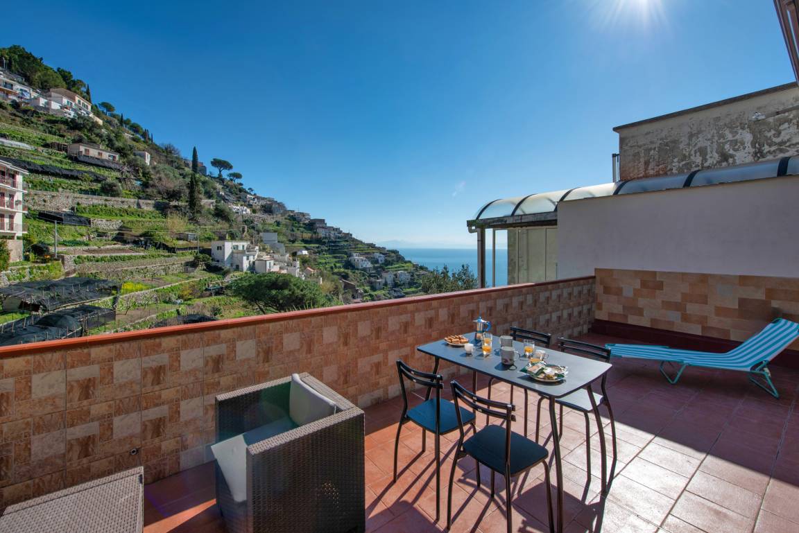 98 M² Apartment ∙ 2 Bedrooms ∙ 4 Guests - Amalfi