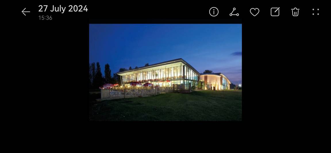 90 M² Lodge ∙ 2 Bedrooms ∙ 6 Guests - Northampton, UK