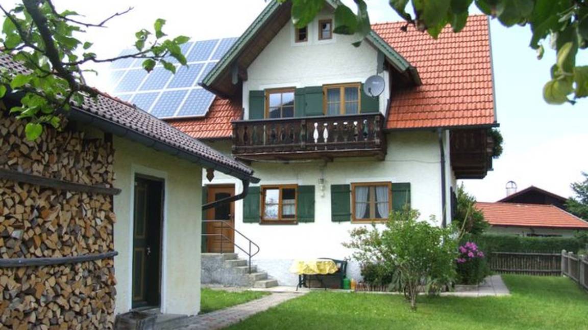 53 M² Ferienwohnung ∙ 2 Schlafzimmer ∙ 4 Gäste - Bad Bayersoien