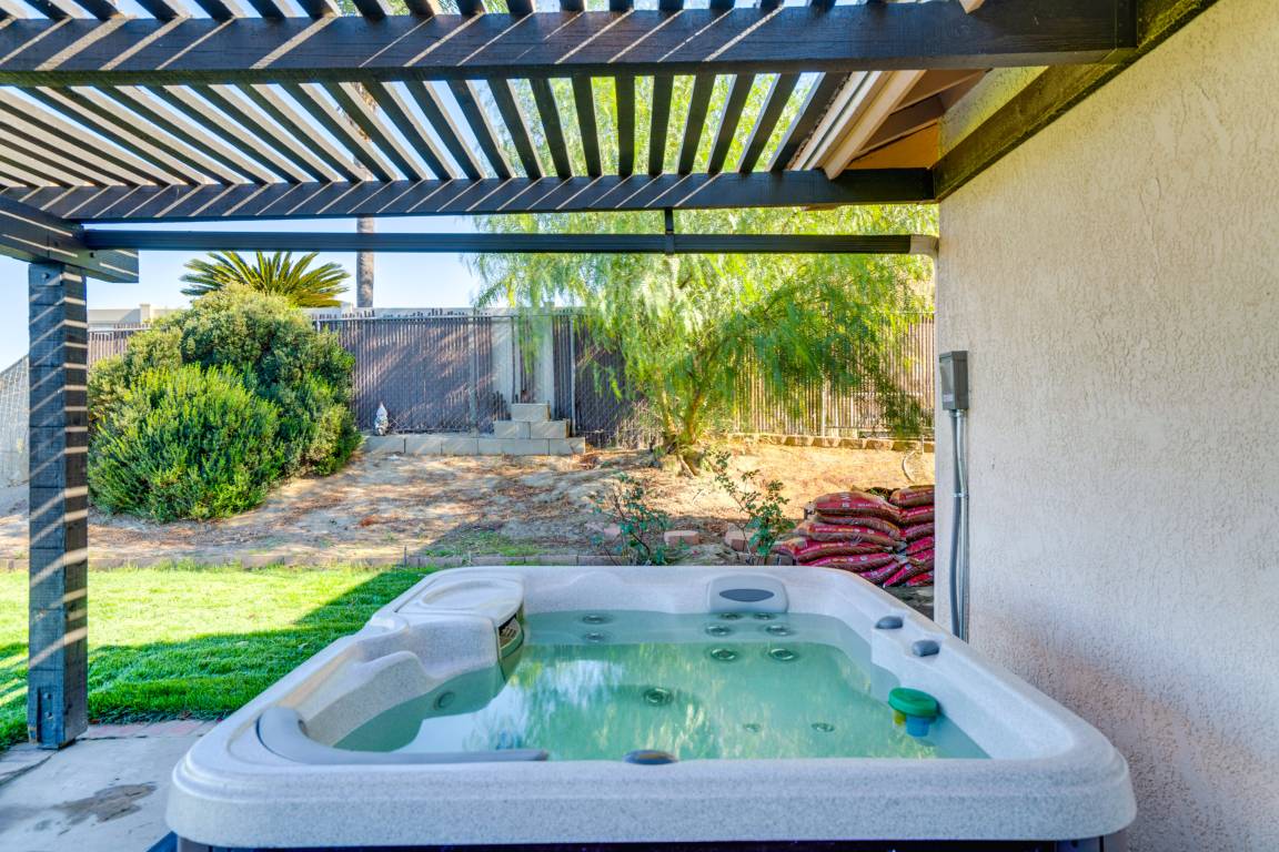136 M² House ∙ 3 Bedrooms ∙ 7 Guests - Splash Pad, Lake Elsinore