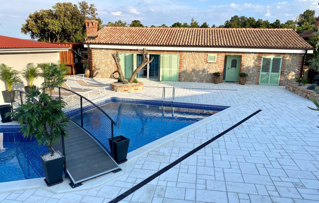 120 M² Villa ∙ 3 Schlafzimmer ∙ 7 Gäste - Nerezine