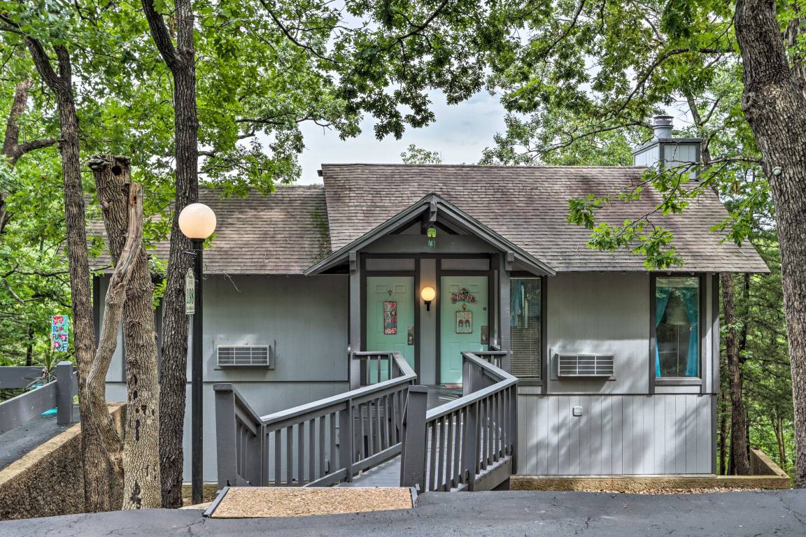 196 M² House ∙ 3 Bedrooms ∙ 12 Guests - Sunrise Beach, MO
