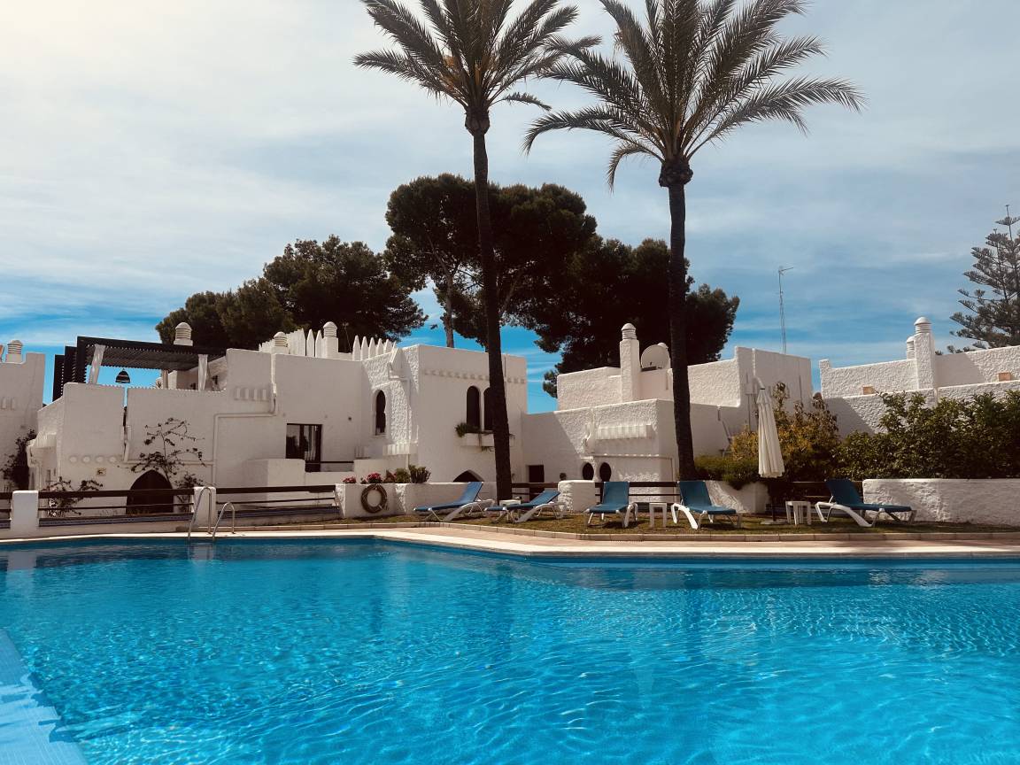 85 M² Apartament ∙ 1 Sypialnia ∙ 3 Gości - Puerto Banús