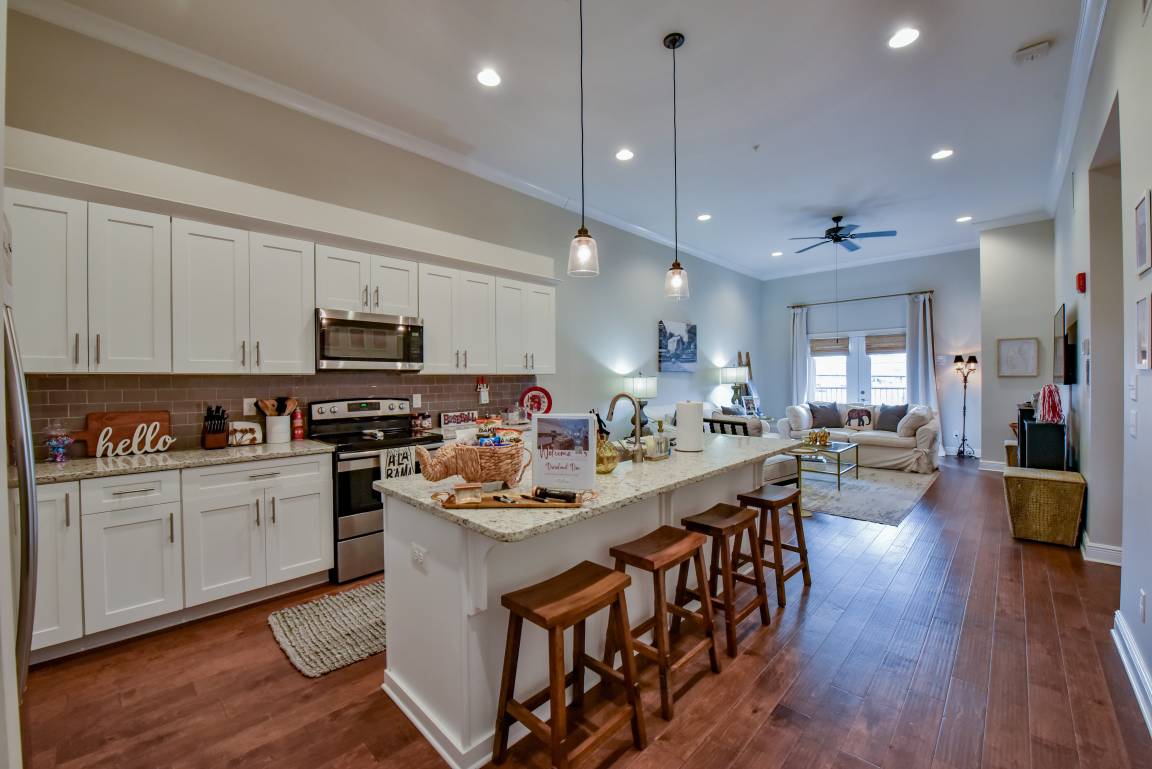 Condo ∙ 2 Bedrooms ∙ 4 Guests - Tuscaloosa, AL