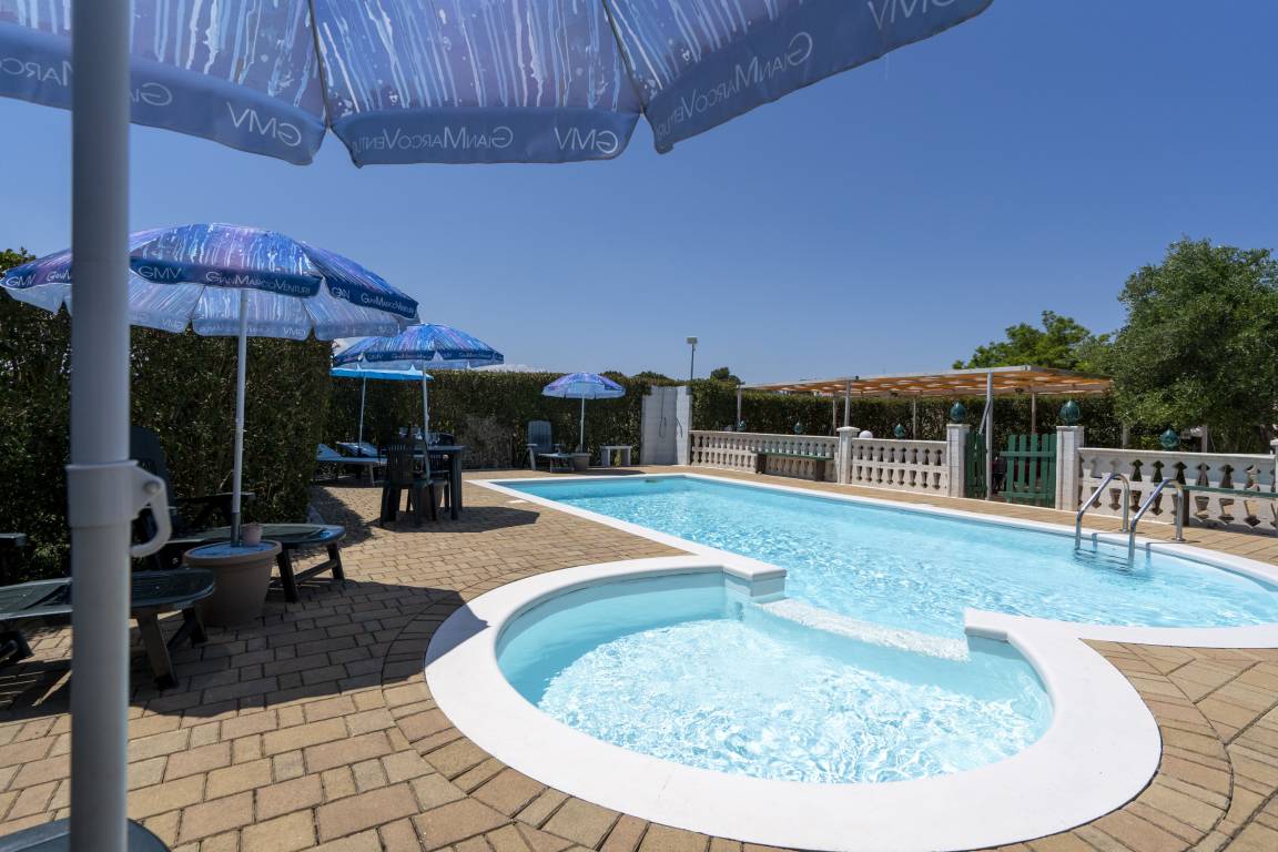 30 M² House ∙ 1 Bedroom ∙ 4 Guests - Cisternino