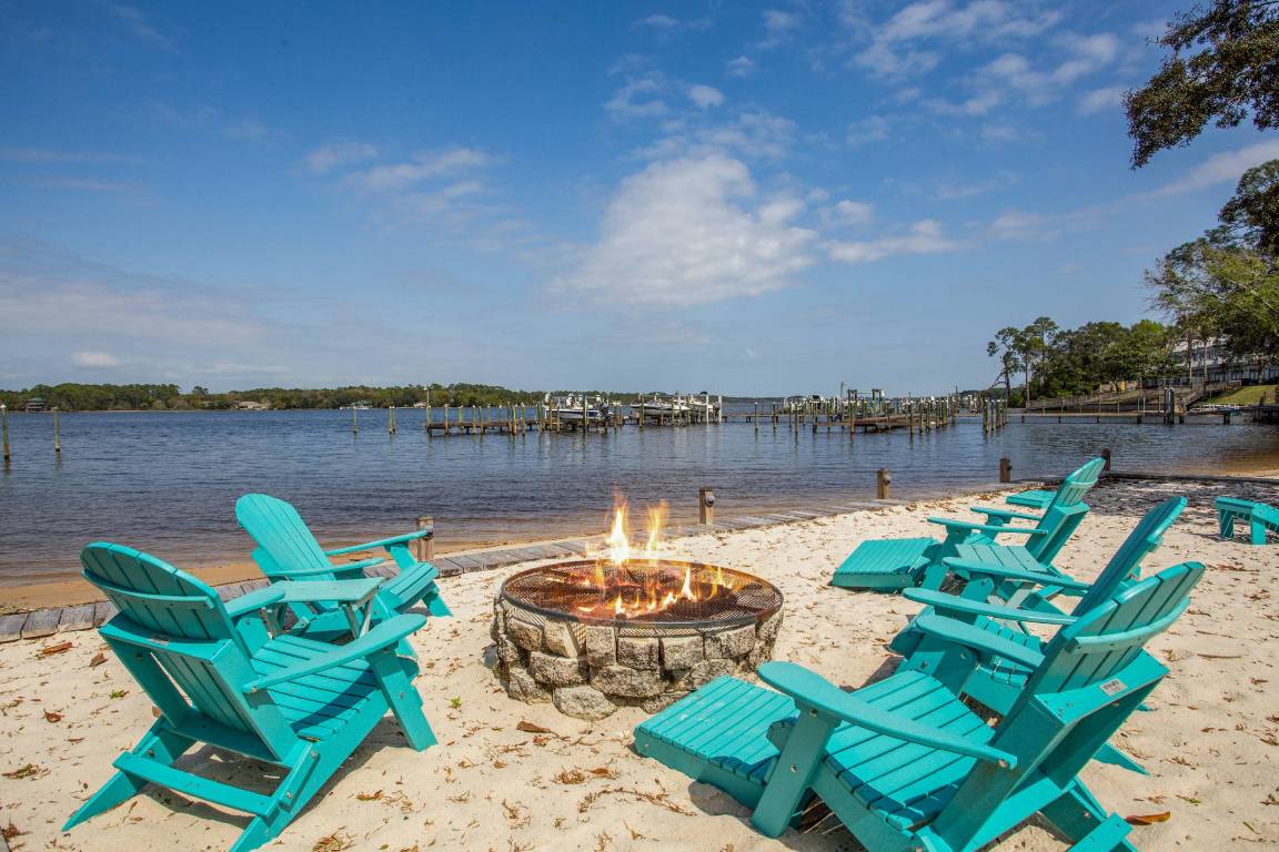 194 M² Apartment ∙ 3 Bedrooms ∙ 8 Guests - Navarre, FL