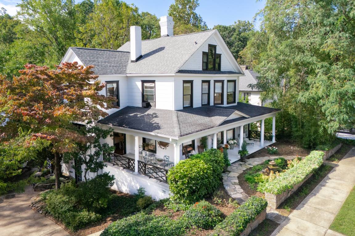 Apartment ∙ 1 Bedroom ∙ 2 Guests - Tryon, NC