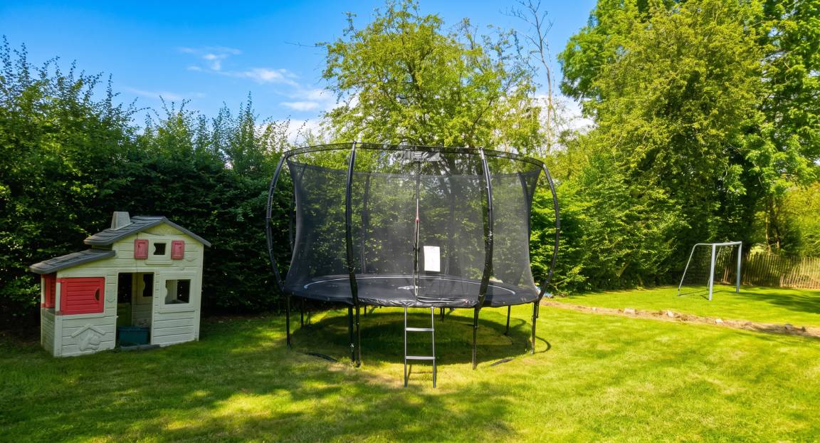 250 M² Huis ∙ 6 Slaapkamers ∙ 15 Gasten - Vresse-sur-Semois