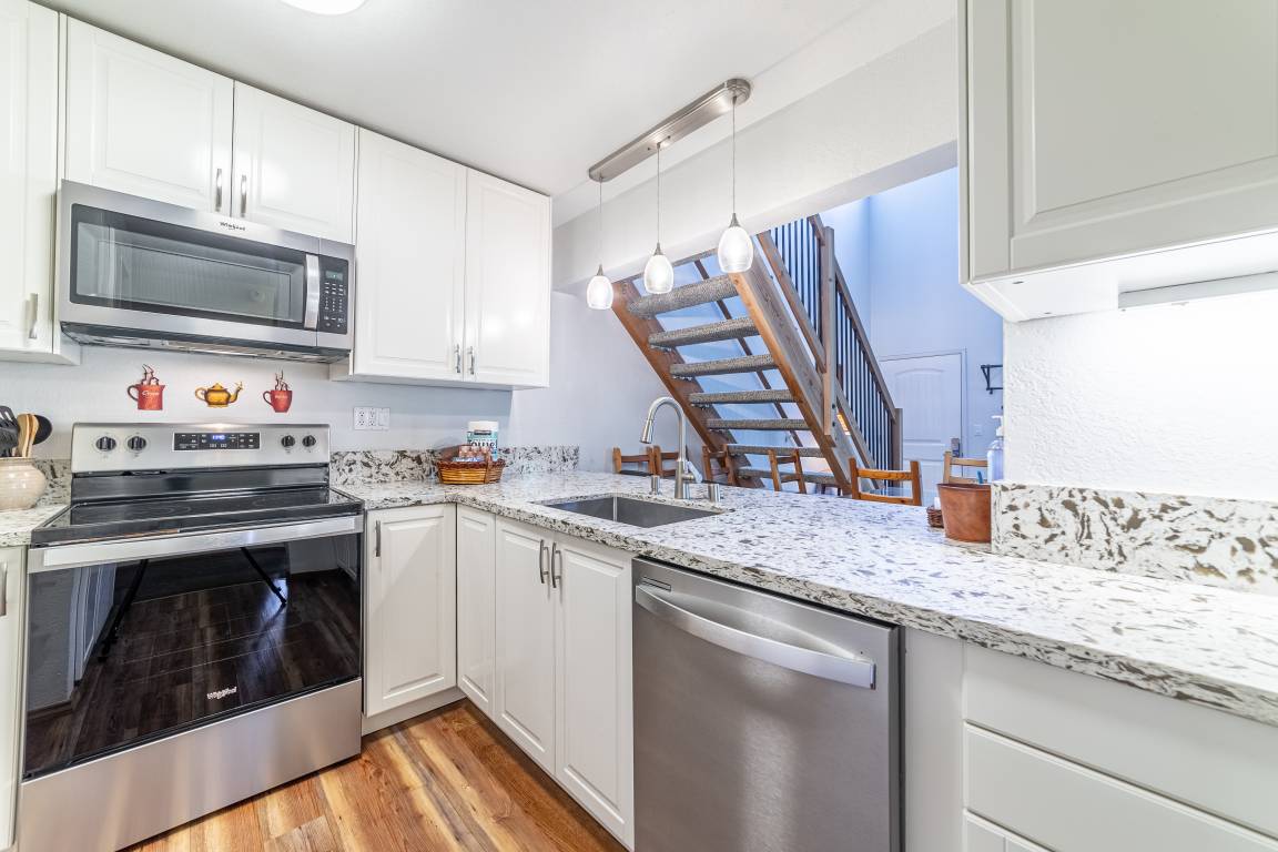 128 M² Condo ∙ 3 Bedrooms ∙ 8 Guests - Mammoth Lakes, CA