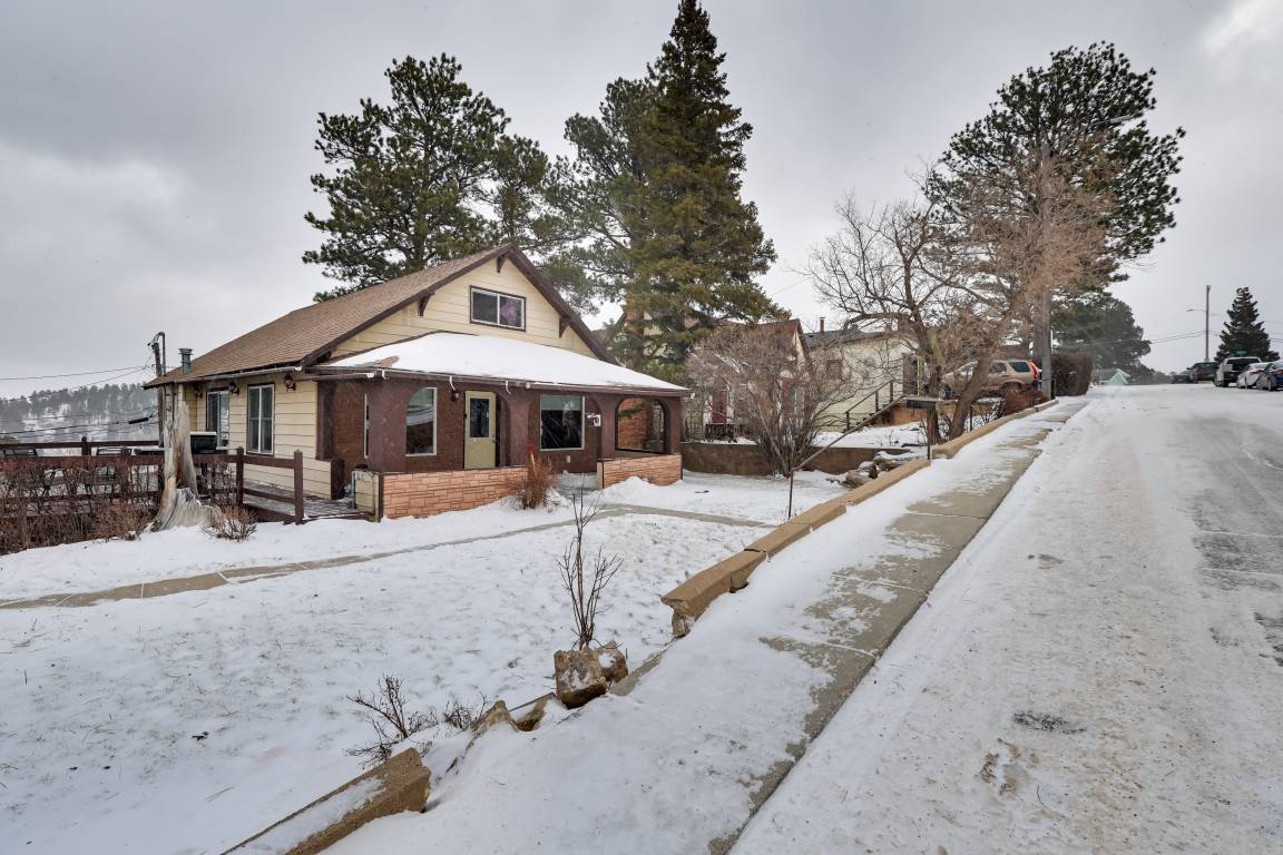 148 M² House ∙ 3 Bedrooms ∙ 6 Guests - Deadwood, SD