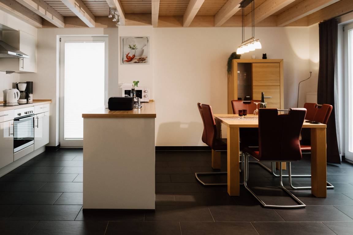 85 M² Ferienwohnung ∙ 2 Schlafzimmer ∙ 4 Gäste - Nordhorn