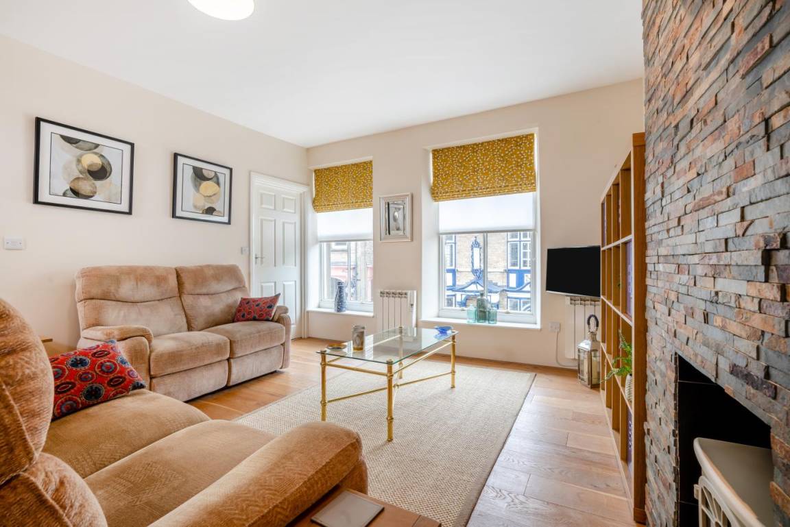 Apartment ∙ 1 Bedroom ∙ 2 Guests - Richmond Castle