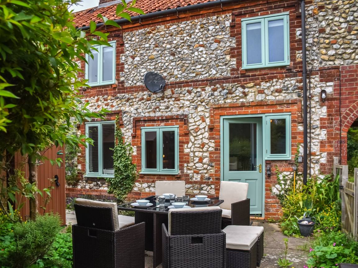 Cottage ∙ 3 Bedrooms ∙ 6 Guests - Burnham Market