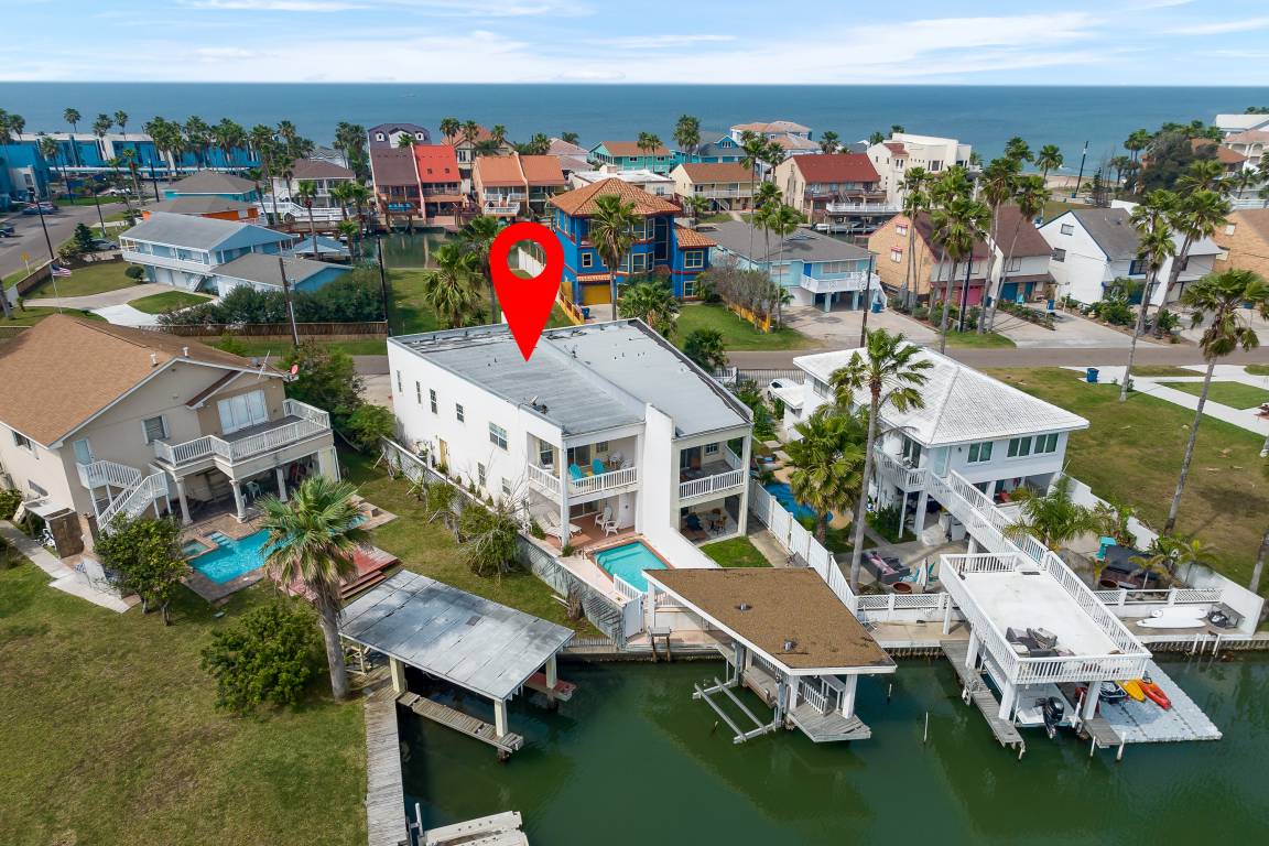 House ∙ 3 Bedrooms ∙ 10 Guests - South Padre Island