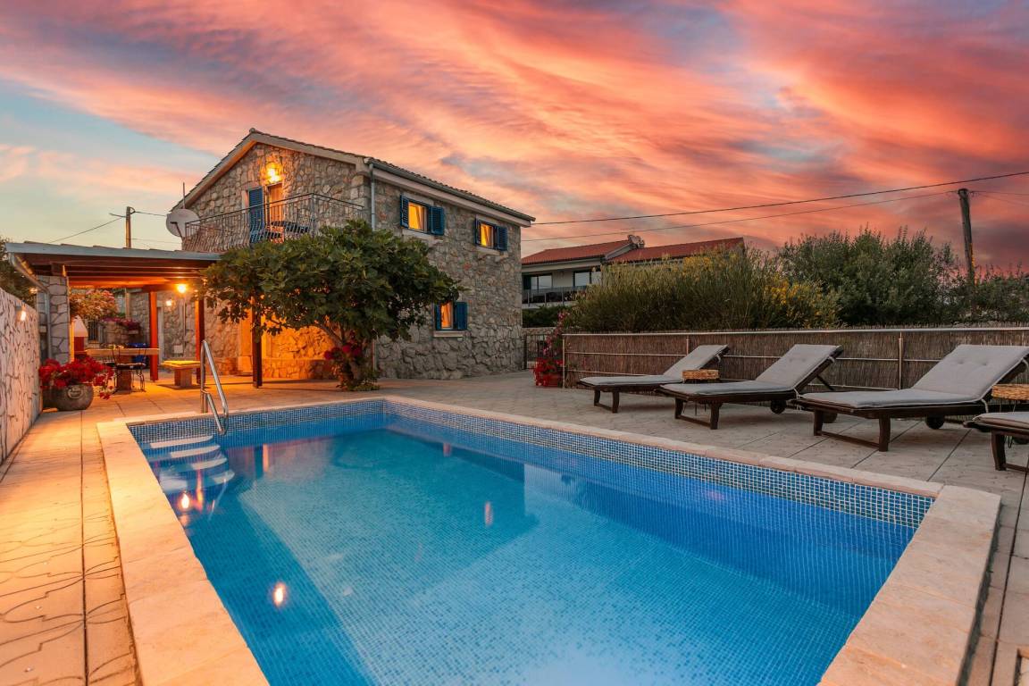 80 M² Villa ∙ 2 Chambres ∙ 4 Personnes - Cres