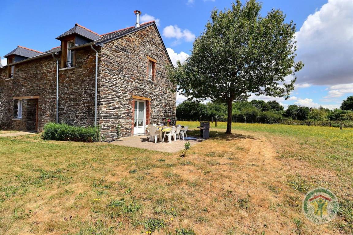 125 M² Gîte ∙ 4 Chambres ∙ 8 Personnes - Janzé