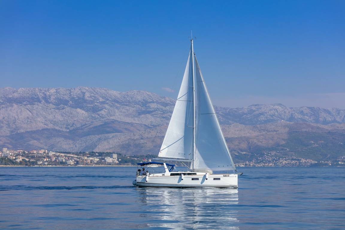 Hausboot ∙ 2 Schlafzimmer ∙ 4 Gäste - Split