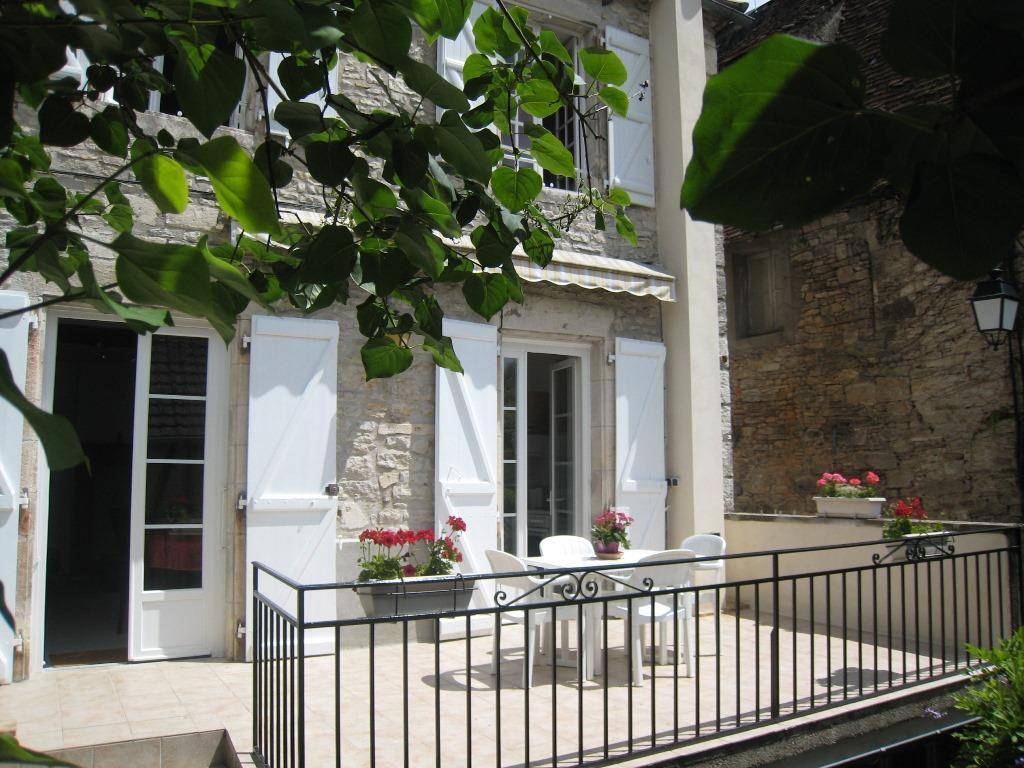 70 M² Gîte ∙ 2 Chambres ∙ 4 Personnes - Martel