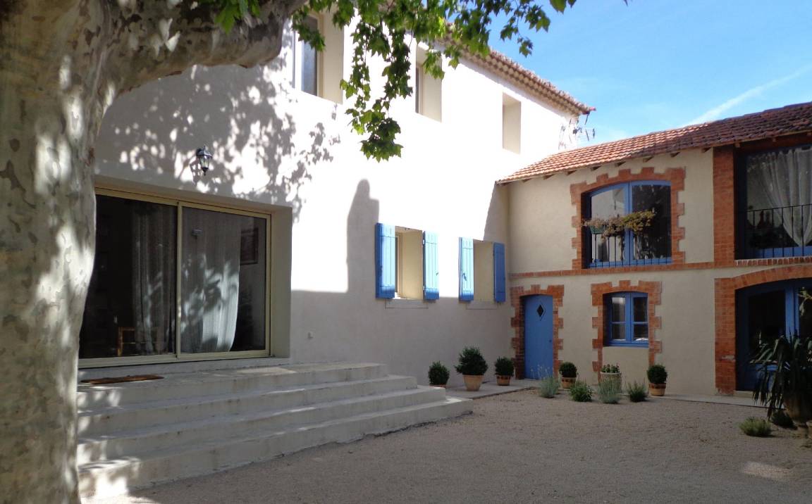 110 M² Appartement ∙ 2 Chambres ∙ 4 Personnes - Cavaillon