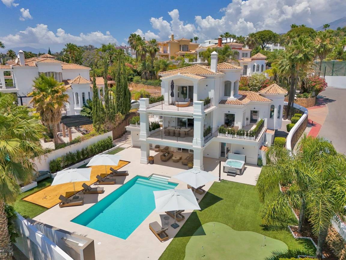 440 M² Villa ∙ 5 Slaapkamers ∙ 12 Gasten - Istán