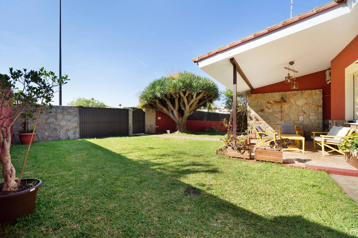 200 M² Ferienhaus ∙ 3 Schlafzimmer ∙ 6 Gäste - Cádiz