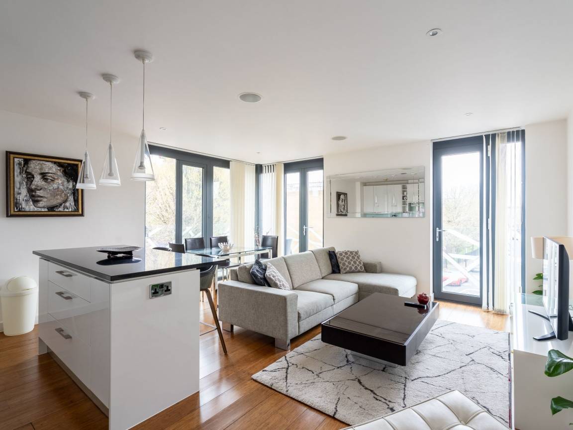 80 M² Apartment ∙ 2 Bedrooms ∙ 4 Guests - Chelsea, Londra