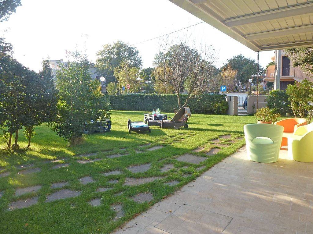 150 M² Villa Vacanza ∙ 3 Camere Da Letto ∙ 6 Ospiti - Bellaria-Igea Marina