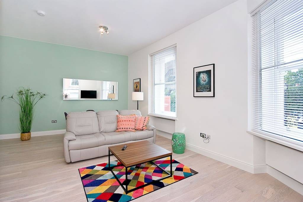 Apartment ∙ 1 Bedroom ∙ 4 Guests - Bloomsbury
